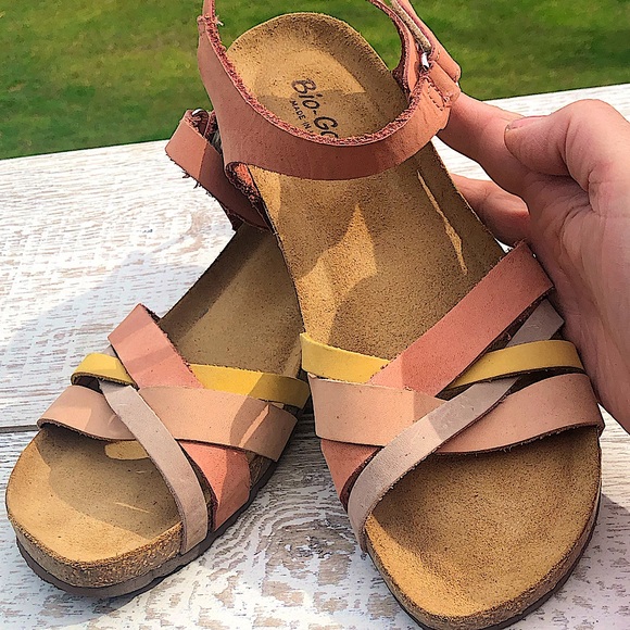 Bio Gold | Shoes | Bio Gold Multicolor Italian Made Leather Sandals ...